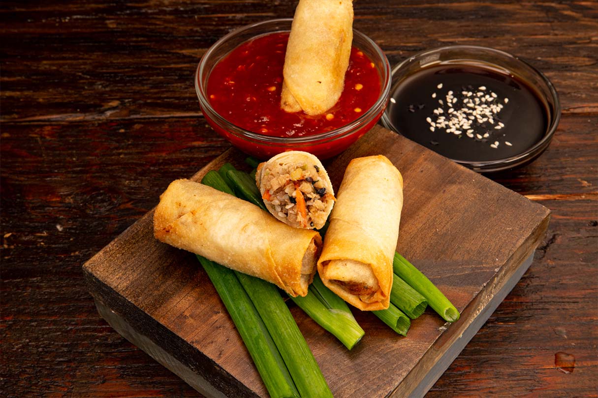 Thai Asian Chicken and Sesame Spring Roll – Azoria Foods