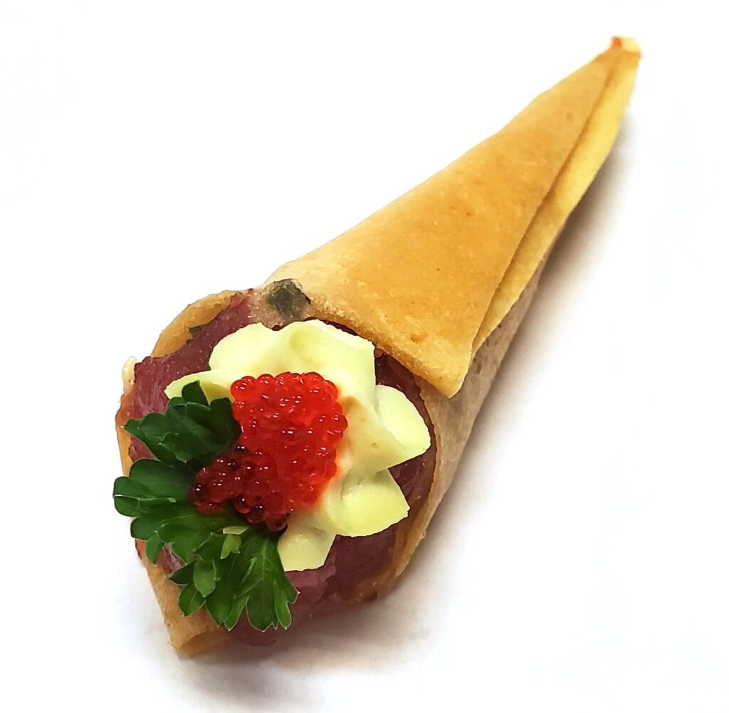 Ahi Tartare Spring Roll Cone – Azoria Foods